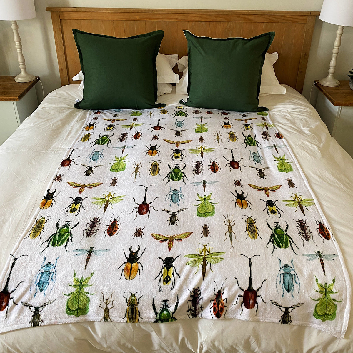 Fleece Blanket | Insects – Owl in the moss
